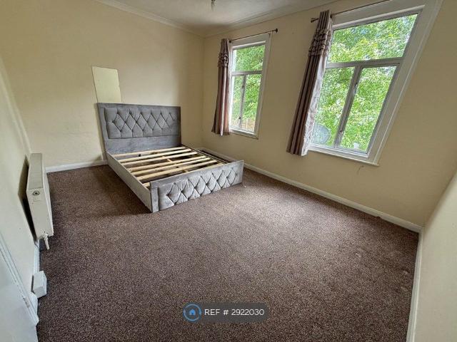Bristol Road, London E7, 3 bed terraced house to rent, £2,250 pcm | PrimeLocation