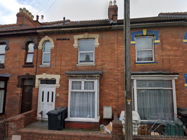 Bristol Road Room 1