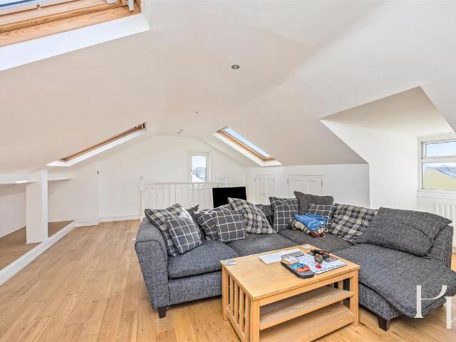 Bristol Street, Brighton BN2, 2 bed flat to rent, £1,600 pcm | PrimeLocation