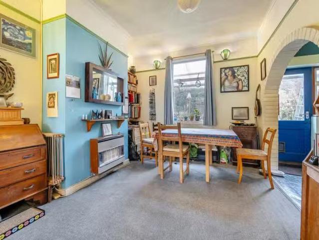Bristol, Somerset BS2 2 bed terraced house for sale £395,000