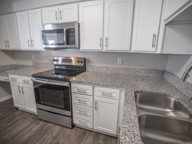 Bristol Village Apartments 2 Bedroom Apartment for Rent at 7300 Bristol Village Dr, Bloomington, MN 55438 West Bloomington