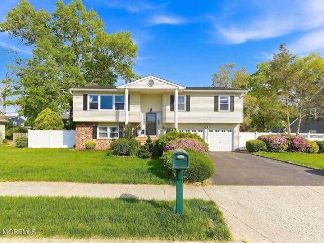 Bristlecone Dr, Howell, Home For Sale