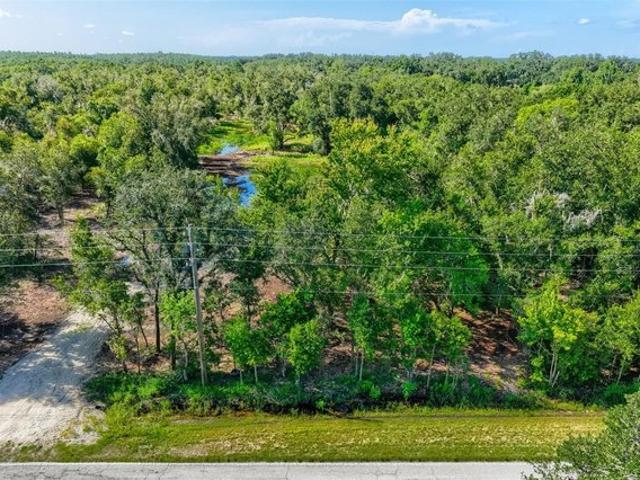 Bruton Rd, Plant City, FL 33565
