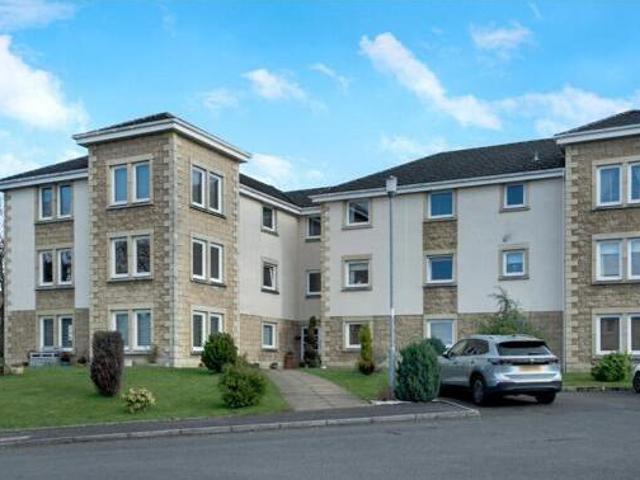 Bruce Avenue, Motherwell, 3 Bedroom Flat