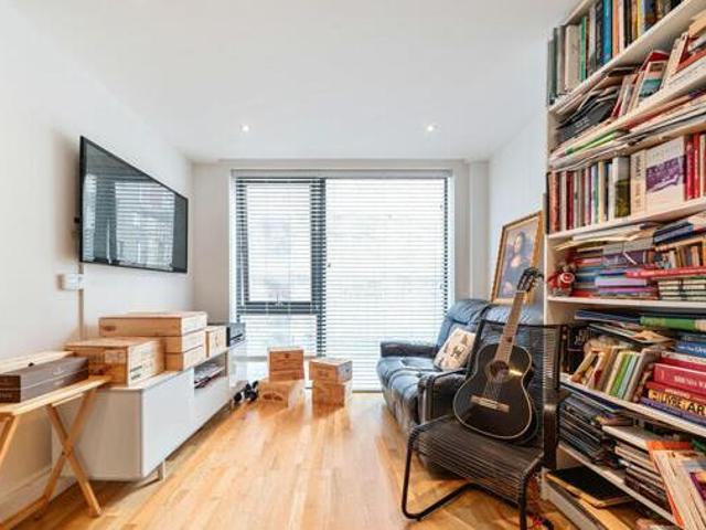Bruce Court, Underhill Gardens, 1 Bedroom Apartment