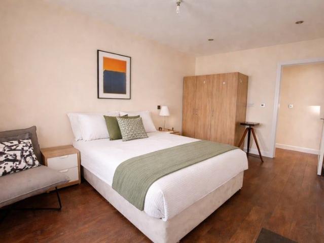 Bruce Grove N17, Room to rent, £725 pcm | PrimeLocation