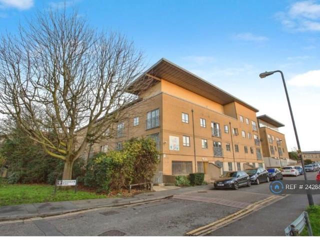 Bruce House, Harrow, HA1 1 bed flat to rent £1,600 pcm £369 pw