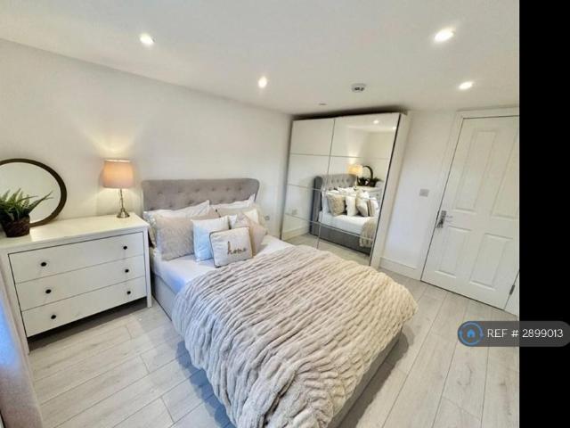 Bruce Road, London, NW10 1 bed in a house share to rent £1,170 pcm £270 pw