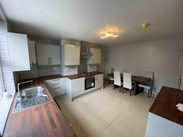 Brudenell Grove, Leeds LS6 2 bed house to rent £1,560 pcm £360 pw