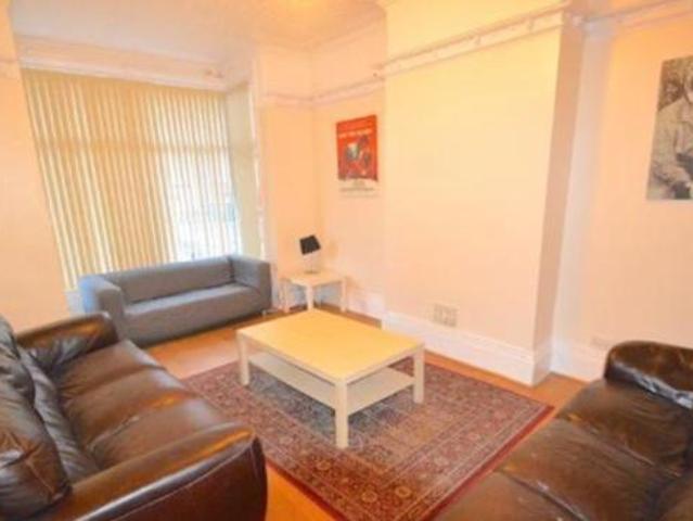 Brudenell Mount, Leeds, 7 Bedroom House