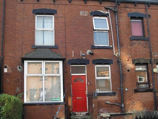 brudenell street, Hyde park 4 bed house to rent £1,987 pcm £459 pw