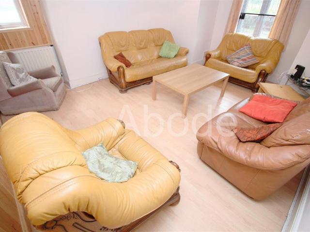 Brudenell Road, Hyde Park, Leeds 7 bed house to rent £4,138 pcm £955 pw