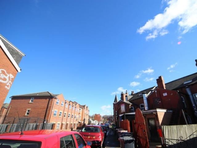 Brudenell Road, Hyde Park, Leeds LS6, 3 bed shared accommodation to rent, £420 pppm | PrimeLocation