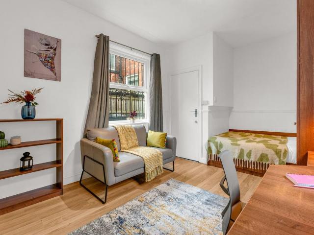 Brudenell Road, Leeds LS6, 1 bed terraced house to rent, £780 pcm | PrimeLocation