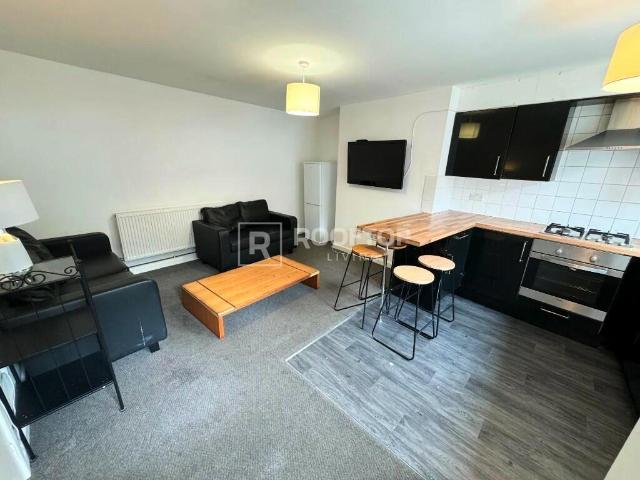 Brudenell View, Leeds LS6 4 bed house to rent £2,340 pcm £540 pw