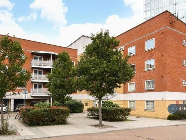 Bruford Court, London, SE8 2 bed flat to rent £2,150 pcm £496 pw