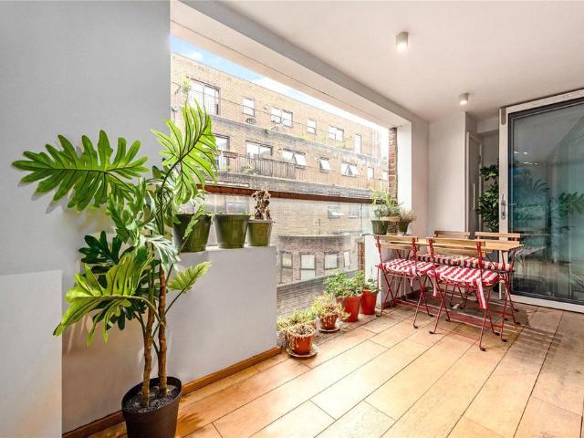 Bruges Place, Camden, London 1 bed flat to rent £2,700 pcm £623 pw