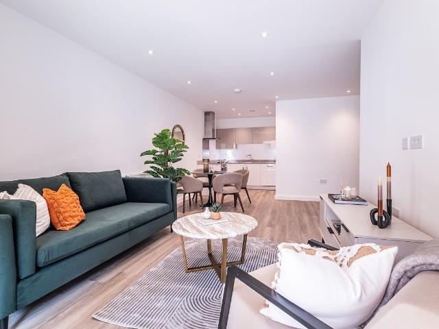 Brumwell Avenue, London SE18, 3 bed flat to rent, £2,650 pcm | PrimeLocation