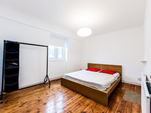 BRUNE Street, LONDON E1 1 bed duplex to rent £2,058 pcm £475 pw