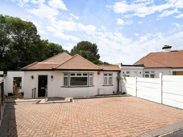 Brunswick Close, Pinner, 3 Bedroom Bungalow