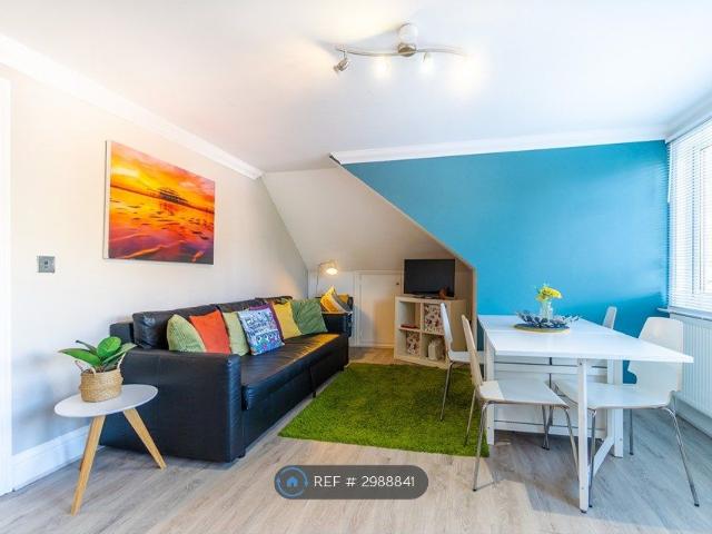 Brunswick Fab Pad, Hove BN3, 2 bed flat to rent, £2,200 pcm | PrimeLocation
