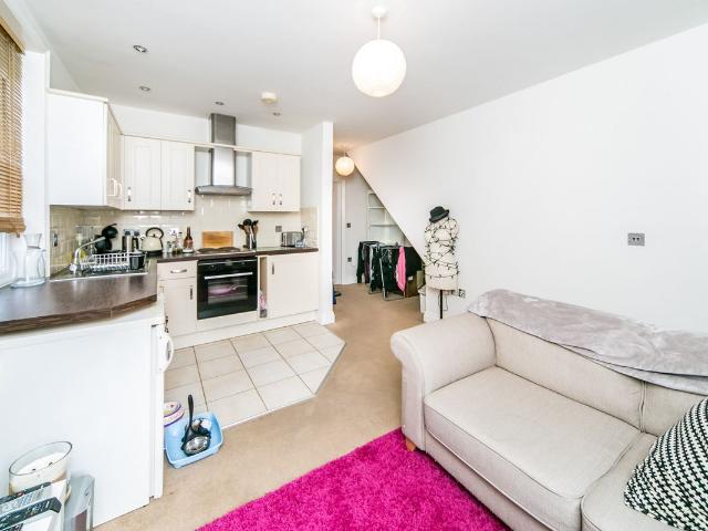 Brunswick Hill, Reading RG1, 1 bed flat to rent, £1,050 pcm | PrimeLocation