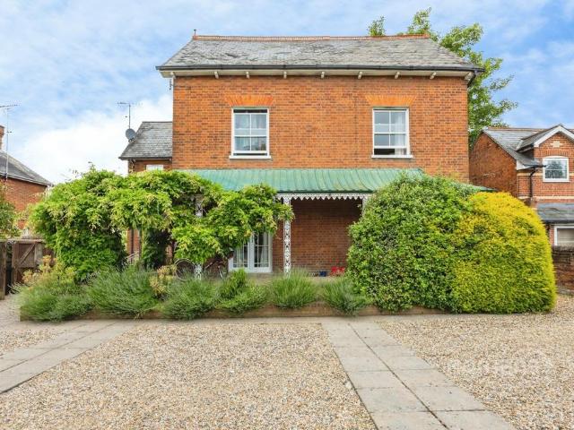 Brunswick Hill, Reading, RG1 1 bed flat to rent £1,050 pcm £242 pw