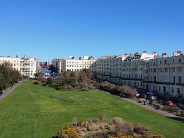 Brunswick Square, Hove, 1 Bedroom Flat
