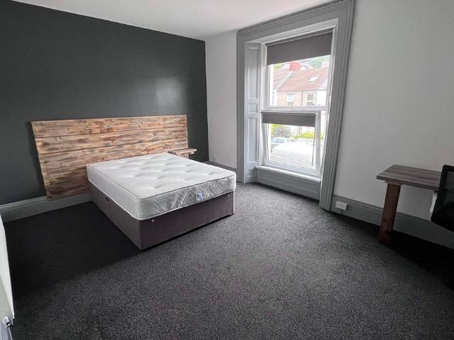 Brunswick Street, Swansea SA1, 6 bed shared accommodation to rent, £2,500 pcm | PrimeLocation