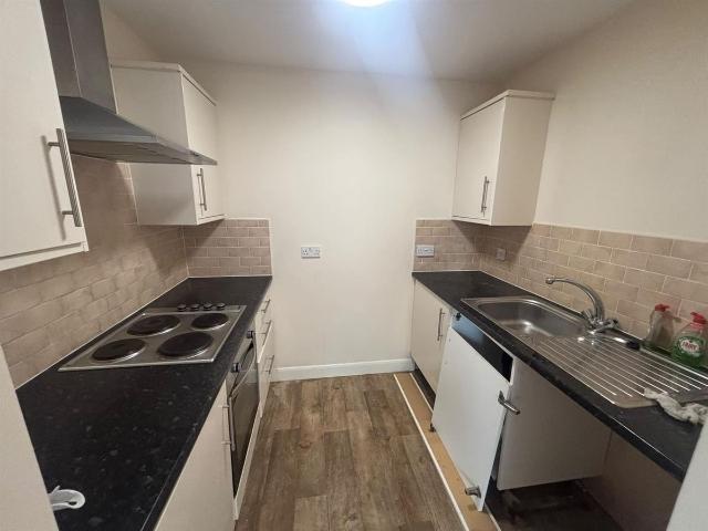 Brunswick Park Road, Wednesbury WS10, 1 bed flat to rent, £675 pcm | PrimeLocation