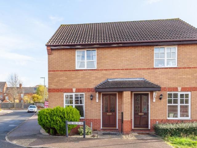 Brunswick Place, Banbury OX16, 2 bed semi detached house to rent, £1,250 pcm | PrimeLocation