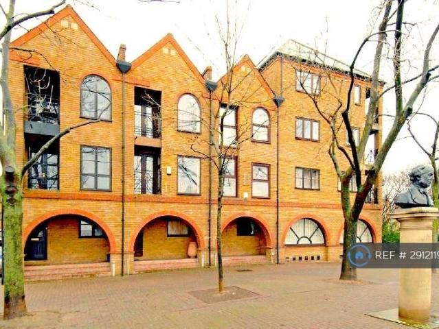 Brunswick Quay, London, SE16 1 bed in a house share to rent £1,325 pcm £306 pw