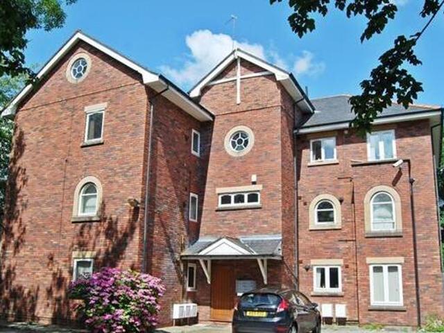 Brunswick Road, Withington, 3 Bedroom Apartment