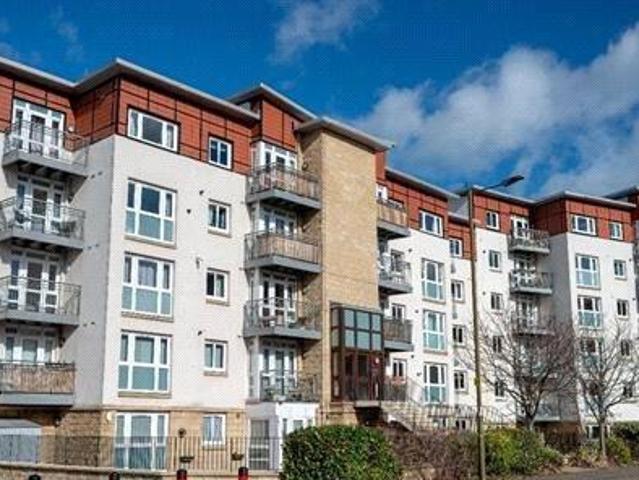Brunswick Road, Edinburgh, 2 Bedroom Apartment