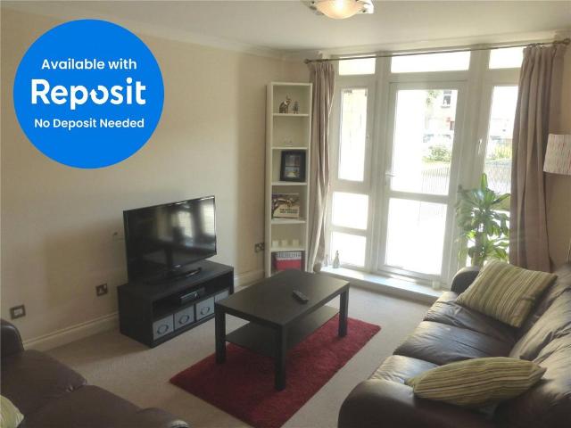 Brunswick Road, Edinburgh, EH7 2 bed flat to rent £1,450 pcm £335 pw