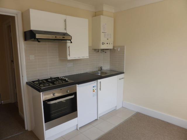 Brunswick Road, Hove BN3, Studio to rent, £700 pcm | PrimeLocation