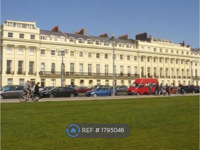 Brunswick Terrace, Hove BN3, 1 bed flat to rent, £1,495 pcm | PrimeLocation