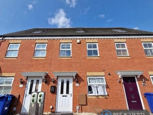Brythill Drive, Brierley Hill, DY5 3 bed terraced house to rent £1,375 pcm £317 pw