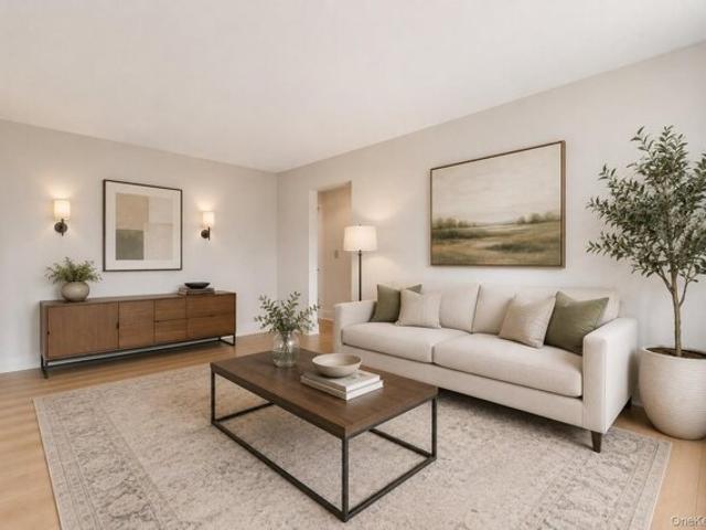 Bryant Cres Apt C, White Plains, Property For Sale