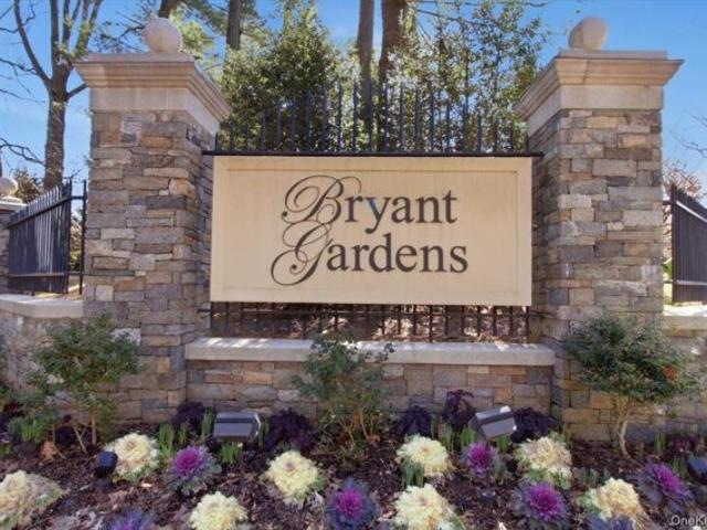 Bryant Cres Apt B, White Plains, Property For Sale