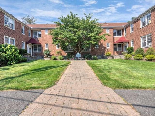 Bryant Cres Apt F, White Plains, Property For Sale