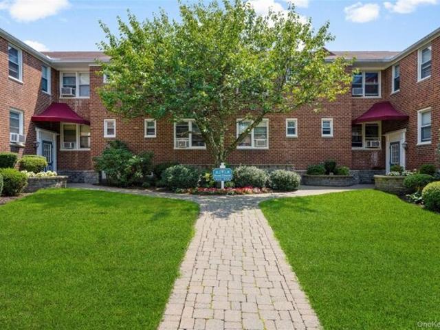 Bryant Cres Apt J, White Plains, Property For Sale
