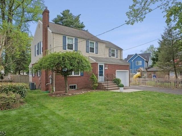 Bryant Ave, Springfield, Home For Sale