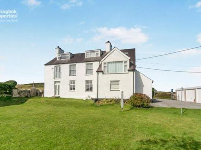 Bryn Mor, Rhoscolyn, 4 Bedroom Maisonette