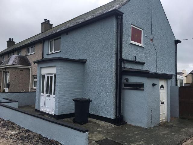 Bryn Paun, Beaumaris LL58, 3 bed end terrace house to rent, £950 pcm | PrimeLocation