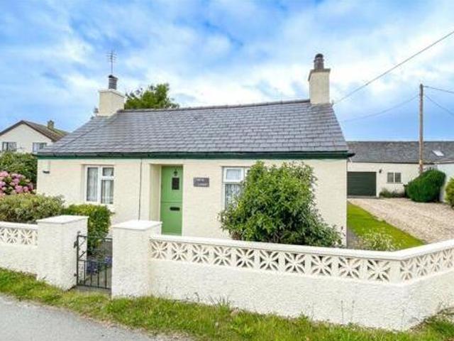 Bryngwran, Holyhead, 3 Bedroom Bungalow