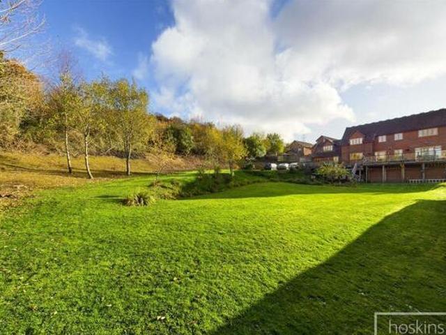 Brynderwen Close, Cilfynydd, 5 Bedroom Detached