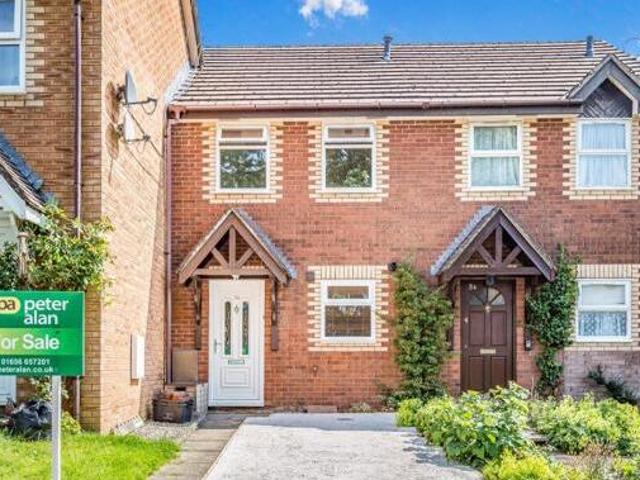 Brynheulog, Brynmenyn, 2 Bedroom House