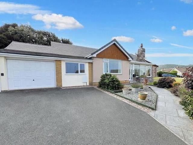 Brynhyfryd Grove, Abergele, 3 Bedroom Detached
