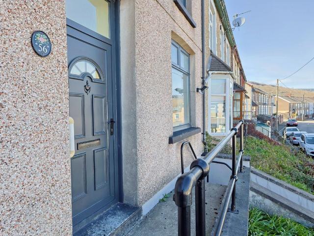 Brynhyfryd Terrace, Ferndale CF43, Property to rent, £850 pcm | PrimeLocation